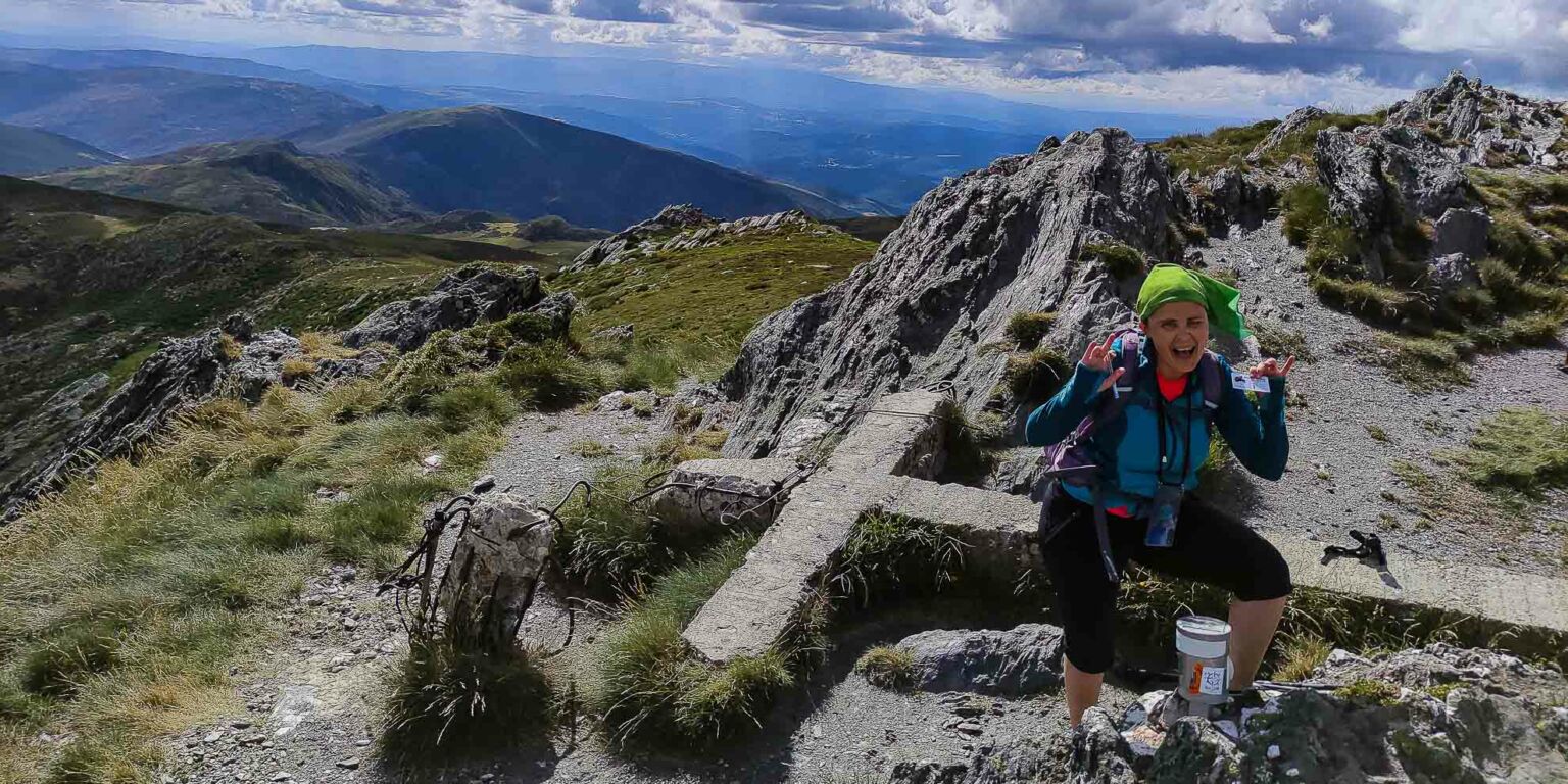 Ascenso a Peña Trevinca desde Fonte da Cova - Viajando En Furgo